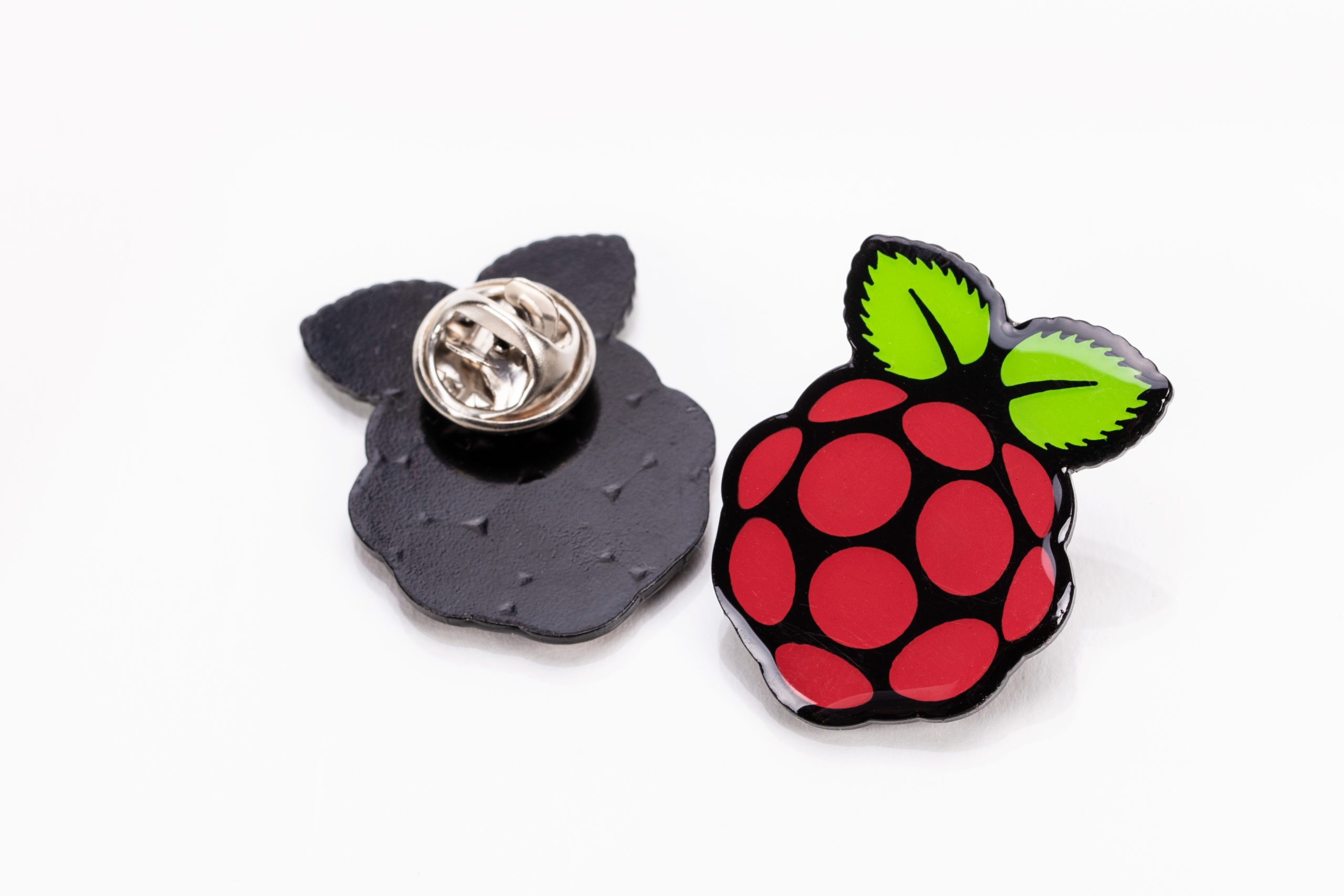 Raspberry Pi Official Pin Badge (Distintivo) - Melopero Electronics